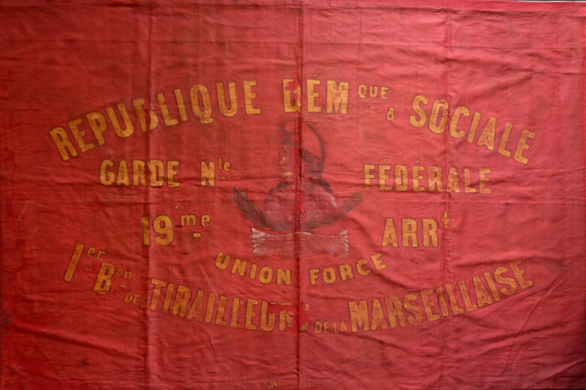 « Notre superbe drapeau rouge » – 10 – ceux qui ont été conservés – La ...